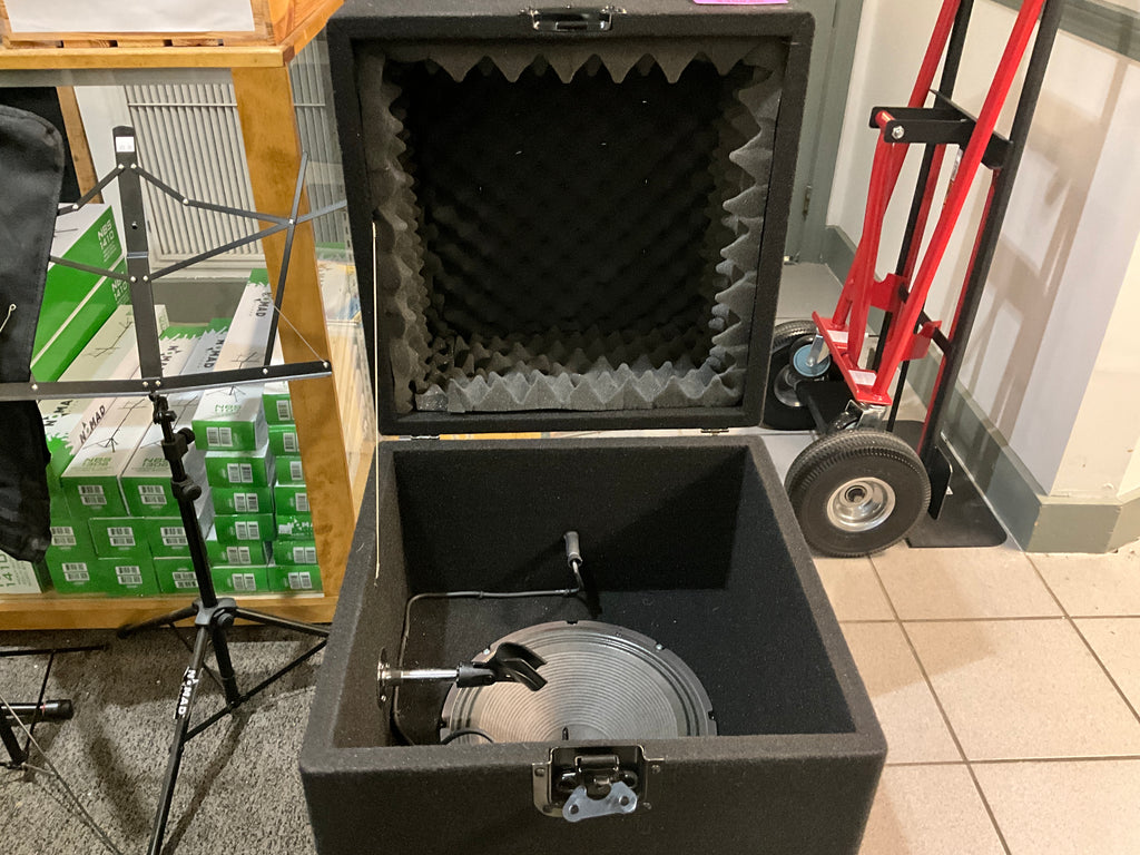 Used - Randall Isolation Guitar Cab – Strings & Things Music LLC